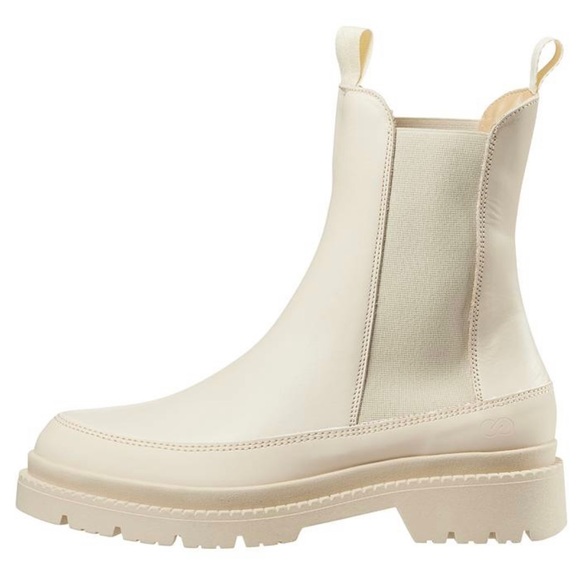 CALIA by Carrie Underwood | Shoes | Calia Lugged Style Ankle Boots ...
